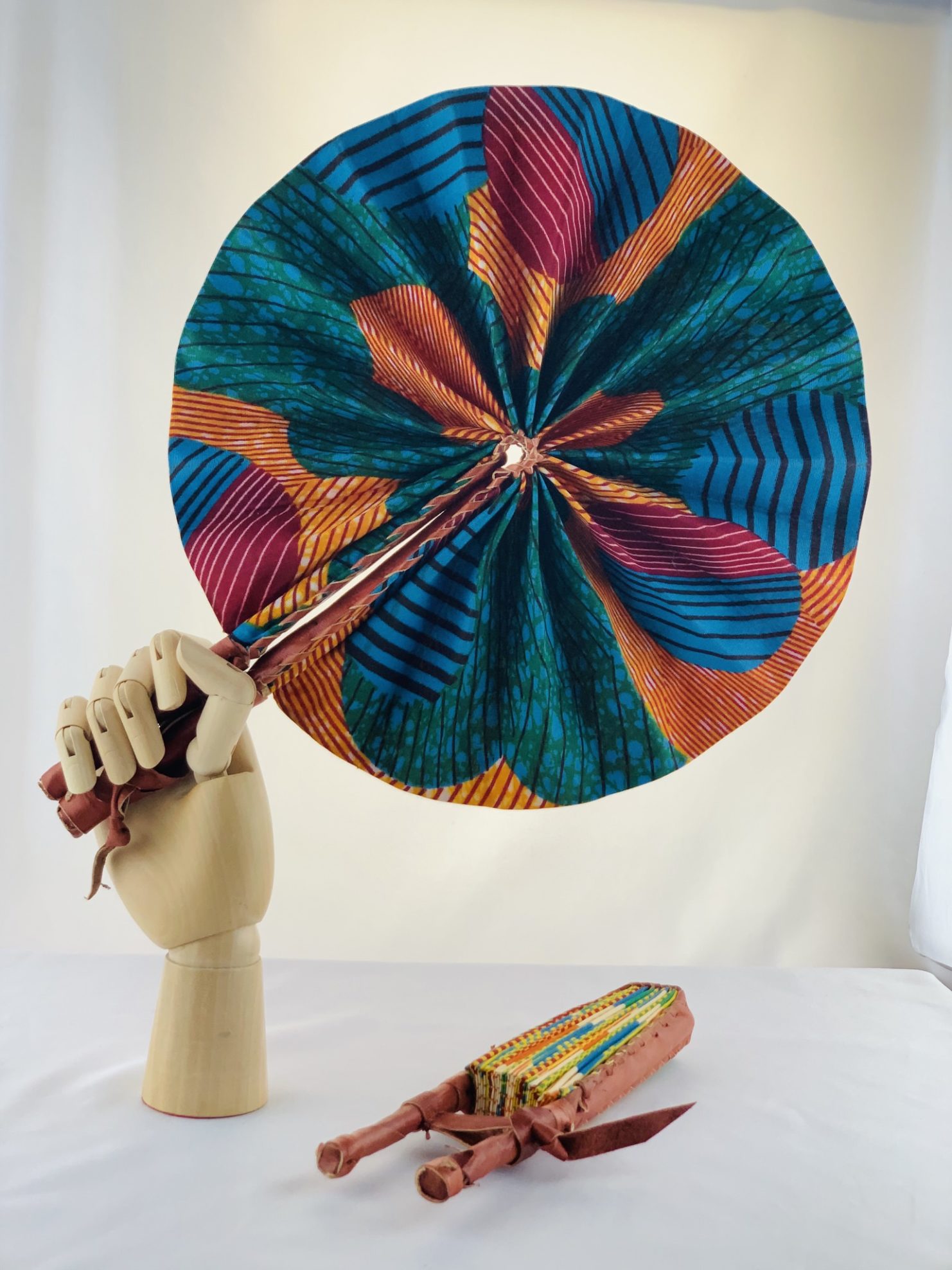 Afrikanische Accessoires und Textilien, in Handarbeit | MEDAASE Berlin