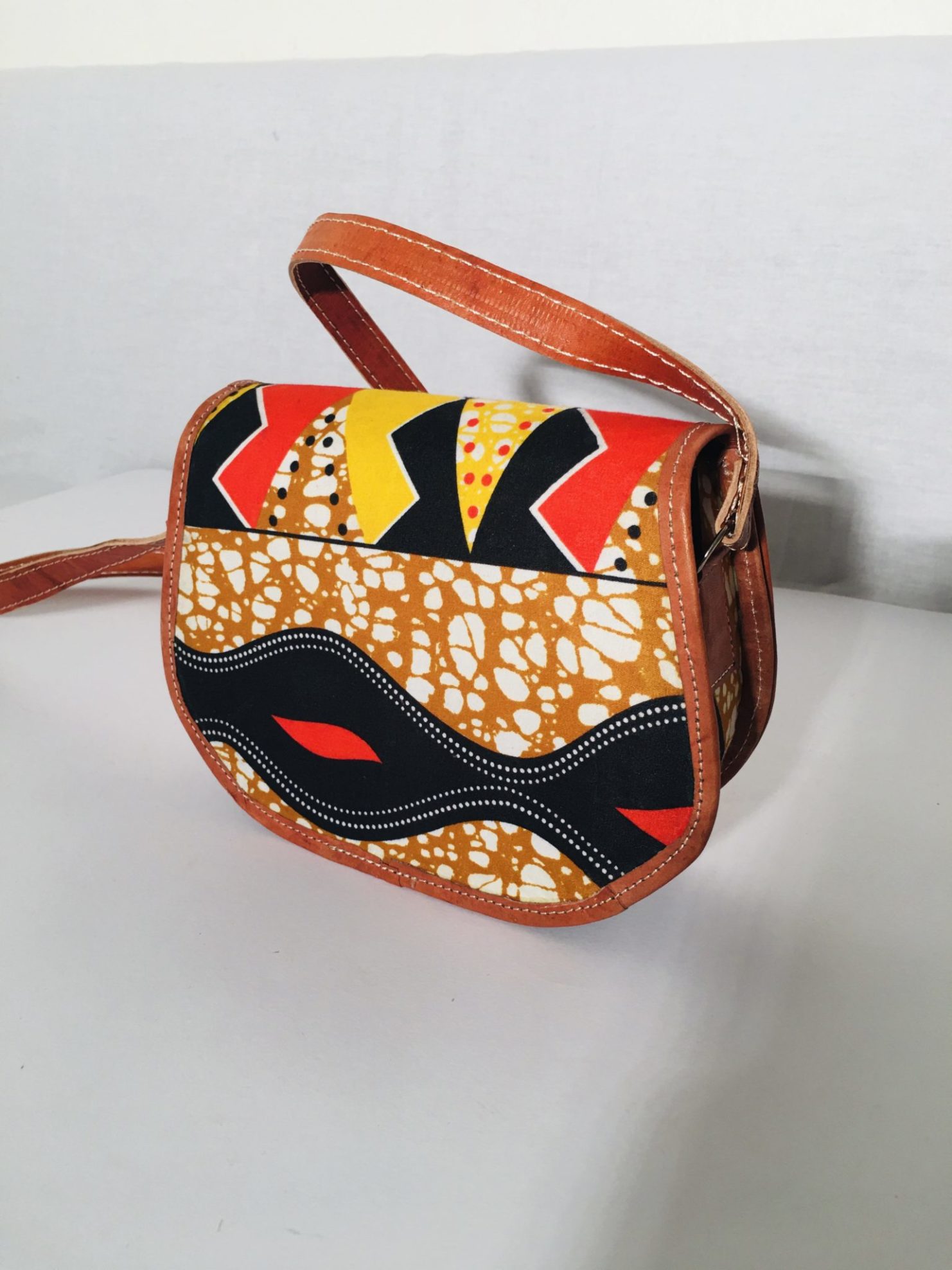 Afrikanische Accessoires und Textilien, in Handarbeit | MEDAASE Berlin